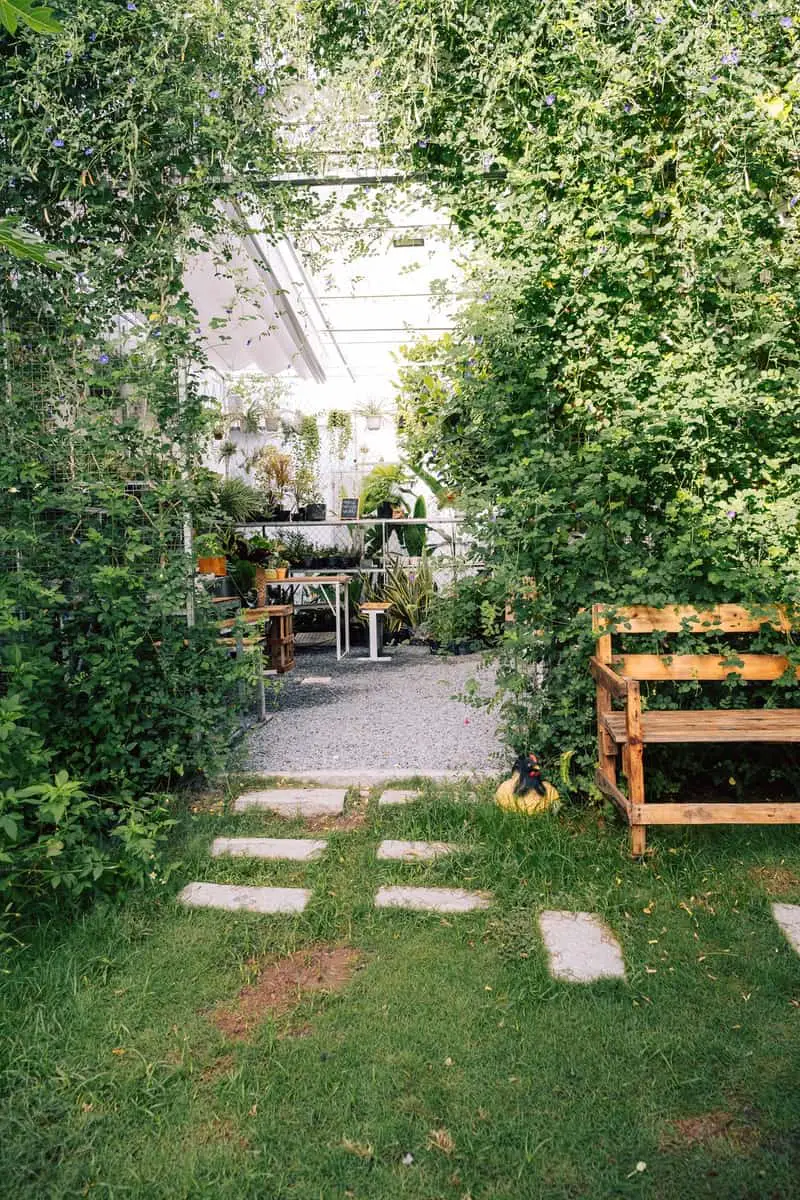 Transform Your Yard in Minutes with Sand Backyard Landscape - Backyards ...